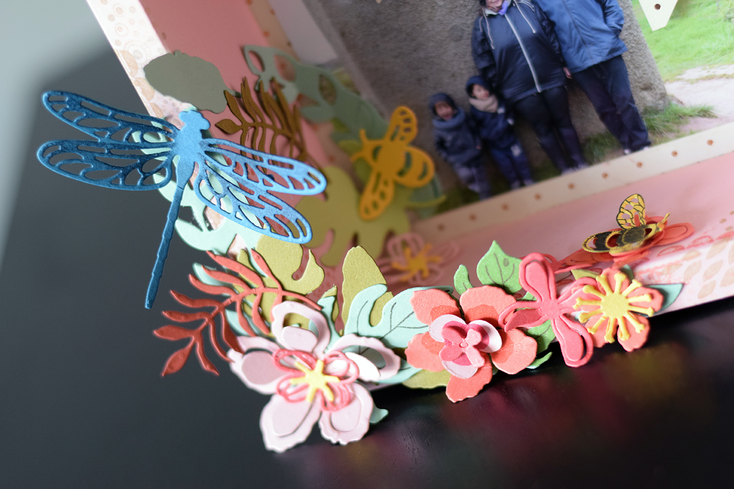 Créer un grand cadre en papier DIY : Tutoriel et astuces