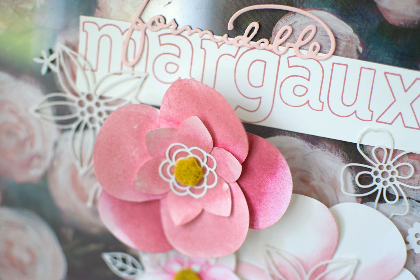 Créer un grand cadre en papier DIY : Tutoriel et astuces