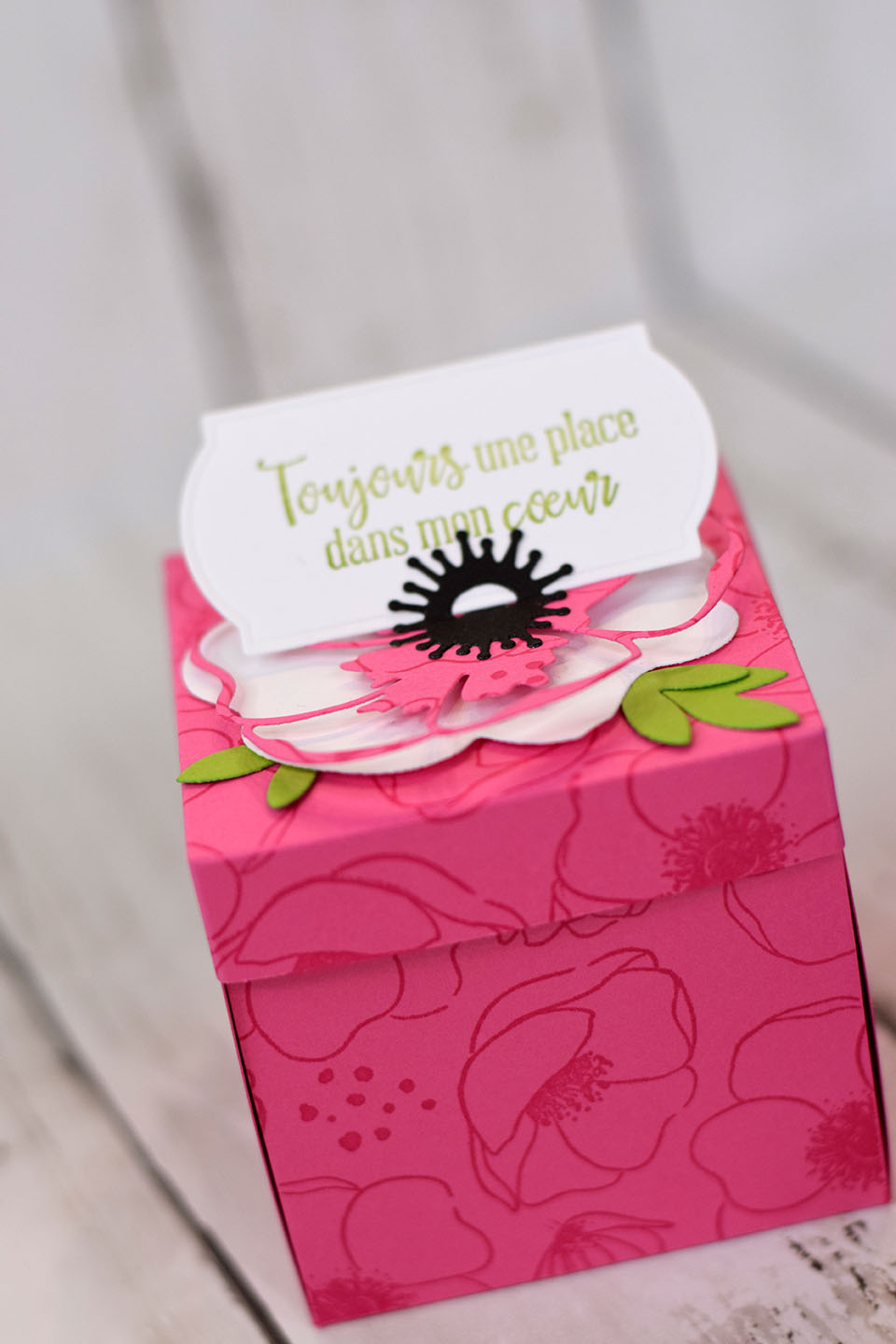 Créer une boîte à explosion : Tuto facile et idée inspirante